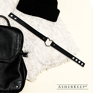 AsherKeep Black Heart Choker Necklace for Women - Goth Choker Necklace Kawaii Cute Chokers for Women Black Vegan Leather Choker Punk Halloween Costume