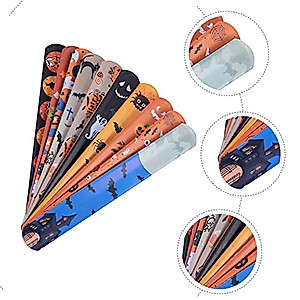 FOYTOKI 250 pcs Fillers Decorations Random Halloween Assorted Classroom Prizes Supplies Decoration Ring Witches Favors Goodie Bag Bracelet Spider Wristbands Bracelets Kids Party Snap Bulk