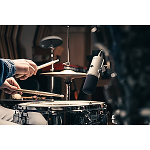 Universal Audio SD-1 Standard Dynamic Microphone, White