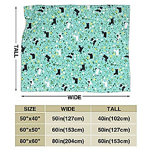 LIVE & LOVE Microfleece Blanket Throw Blanket Goat Frolic Printed Ultra Soft Lightweight Cozy Warm Microfiber Fuzzy Blanket for Bed Couch Living Room All Seasons