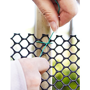 16In x 15Ft Plastic Chicken Wire Mesh Fencing, TOYPOPOR 500GSM Durable Heavy Duty Hexagonal Chicken Wire for Cat Dog Fencing, Garden Fence, Aquarium, Moss Pole, Aperture 0.4'', Rustproof, Easy to Cute