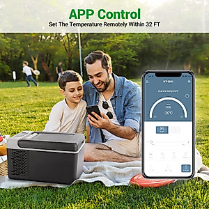 F40C4TMP Bundle - 2 items 10 Quart Portable Refrigerator and Insulated Protective Cover