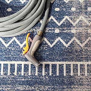 nuLOOM Cora Tribal Indoor/Outdoor Accent Rug, 2' x 4', Blue