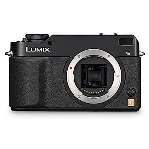 Panasonic DMC-L1 7.5MP Digital SLR Camera with Leica 14-50mm f2.8-3.5 Mega O.I.S. Lens