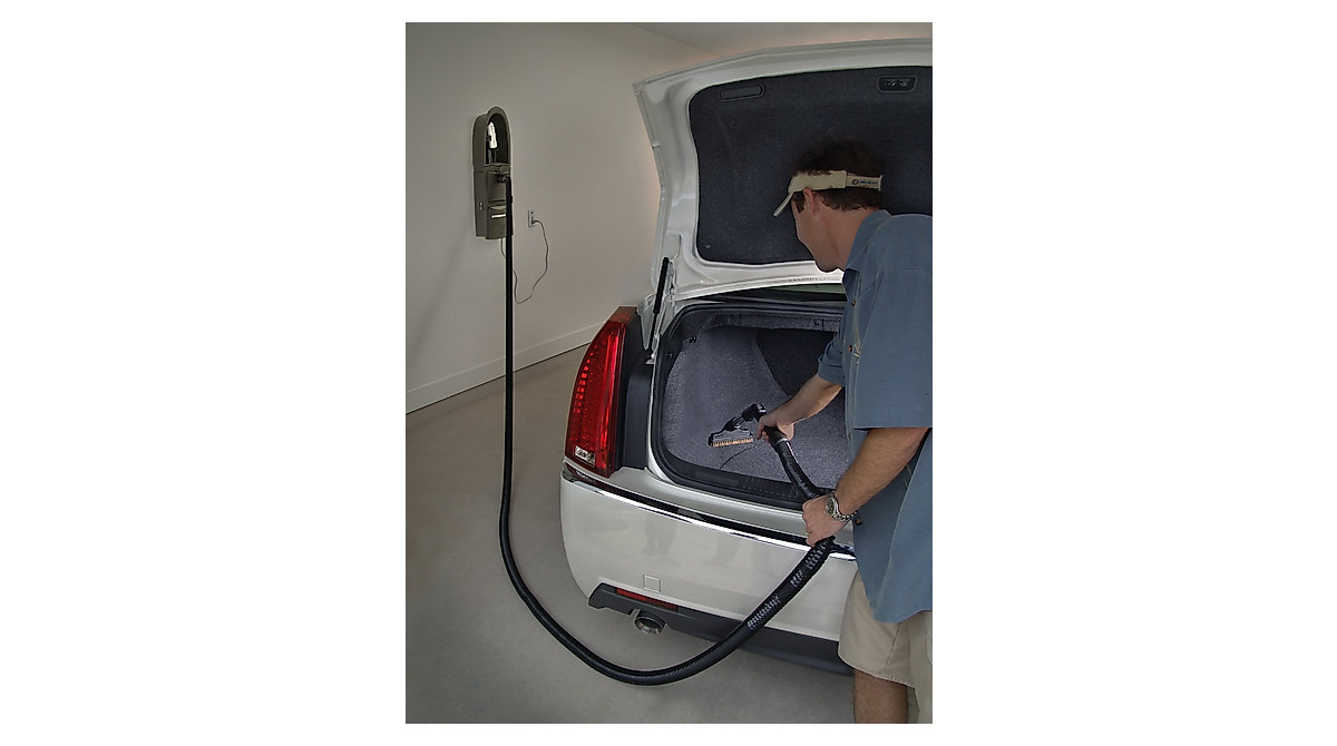 GarageVac GH120-W: Compact White Vacuum for Clean Spaces