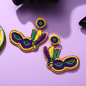 Mardi Gras Beaded Earrings Dangling Festival Boho Mask Llama Seed Bead Dangle Earrings Statement Fun Alpaca Drop Earrings for Women Carnival Parade Party Jewelry