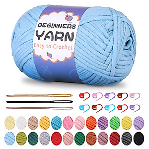 200g Yarn for Crocheting, Crochet Yarn, Easy Yarn for Beginners with Easy-to-See Stitches, Stitch Marker, Big Eye Blunt Needle, Beginner Yarn for Crocheting (Sky Blue)