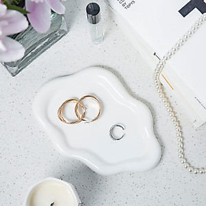 Lynagert Cloud Trinket Dish, Chubby Jewelry Tray, Ceramic Jewelry Ring Trinket Dish for Rings Earrings Necklace Organizer, Mother's Day Thanksgiving Christmas Birthday Bridesmaid Gifts (White)