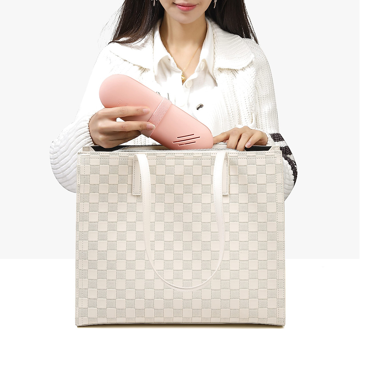 JDZJUCHU Travel Makeup Brush Holder,Make Up Organizer Bag Case,Cosmetic pouch,Toiletry Organizer,Silicon Small Makeup Brush Purse(Light Pink)