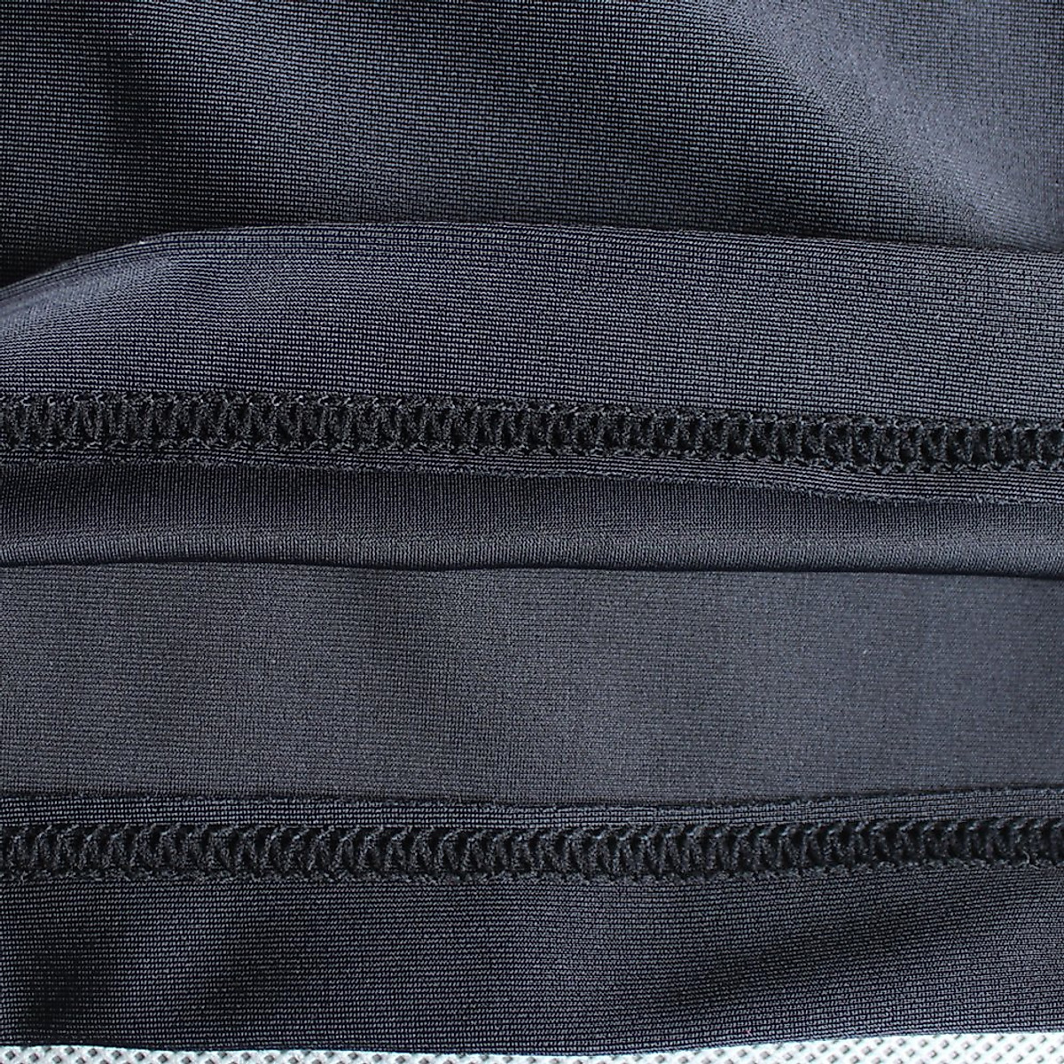 Muscle Alive Mens Bodybuilding Shorts Tights Polyester and Spandex Size M Plain Black