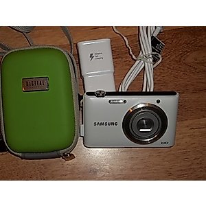 Samsung ST72 16.2 Mega Pixel Digital Camera with 3-Inch LCD Display (white)