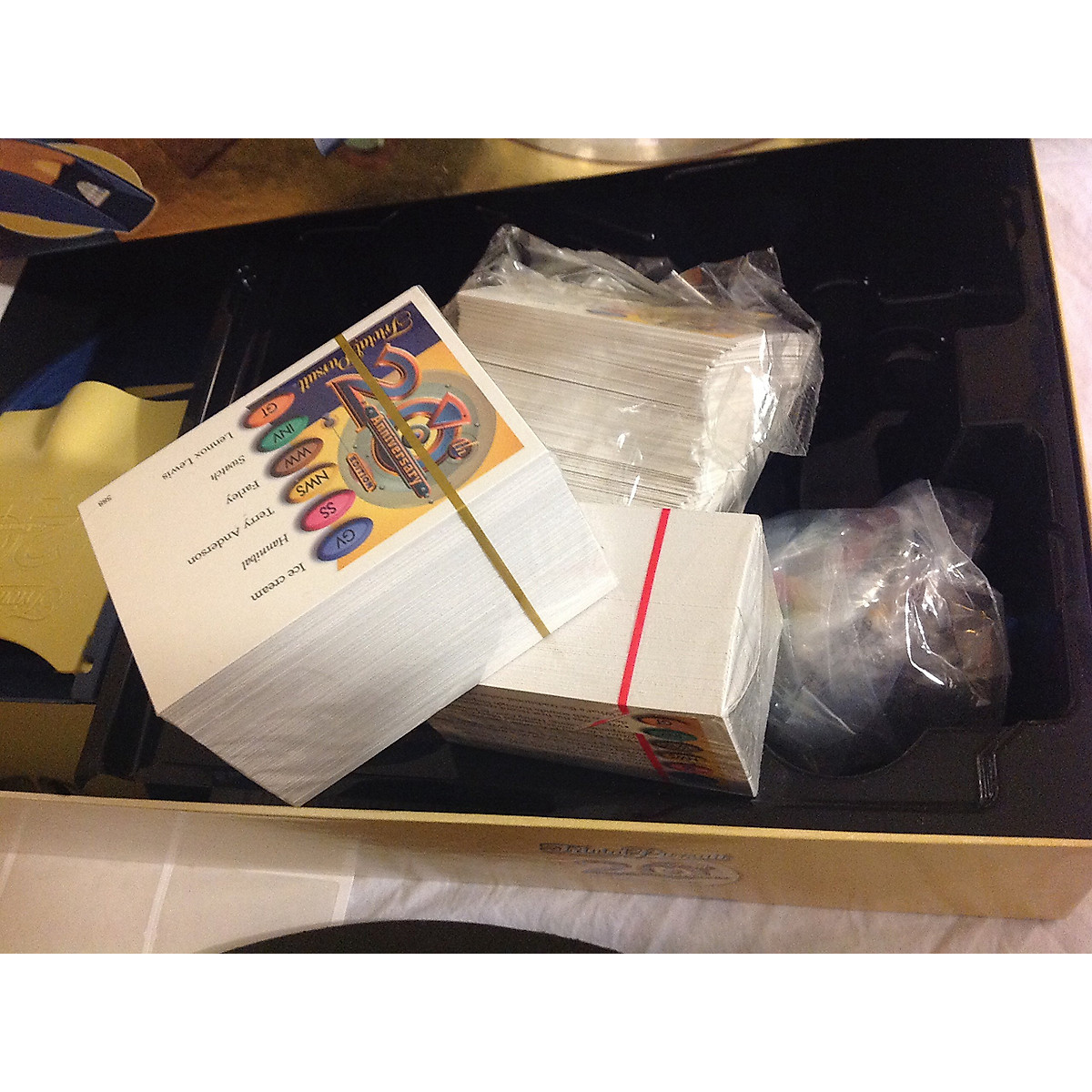 Hasbro Games Trivial Pursuit 20th Anniversary