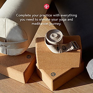 Manduka eKOlite Yoga Mat - 4mm Thick Travel Mat, Eco Friendly, Natural Tree Rubber, Superior Catch Grip, Dense Cushioning for Support and Stability in Yoga and Pilates, 79 inches, Charcoal