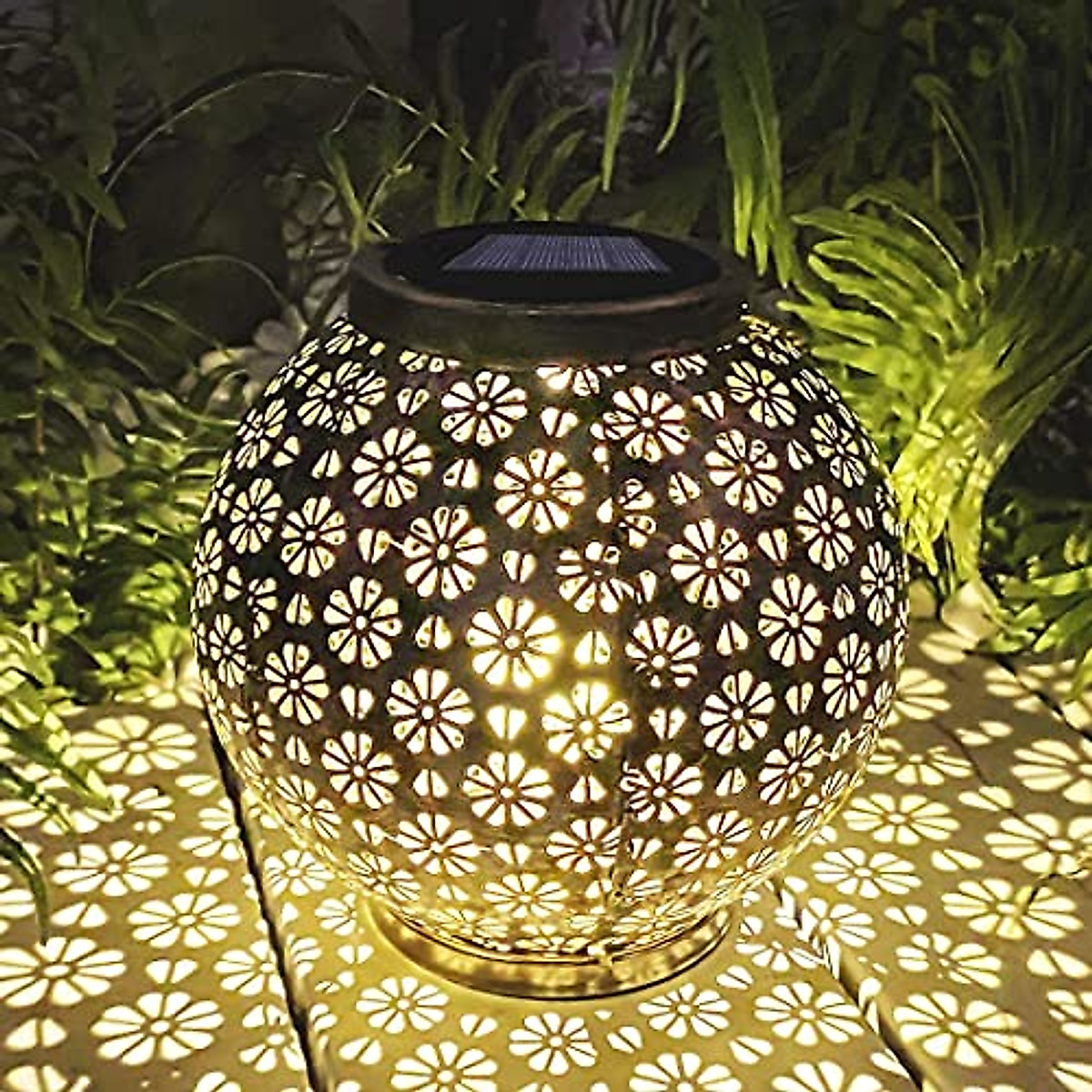 Solar Lantern Outdoor Hanging Lights 2022 New Version Largest and Brightnest Solar Lights Waterproof Metal Table Lamp for Garden, Yard, Tabletop, Patio, Lawn Decorative