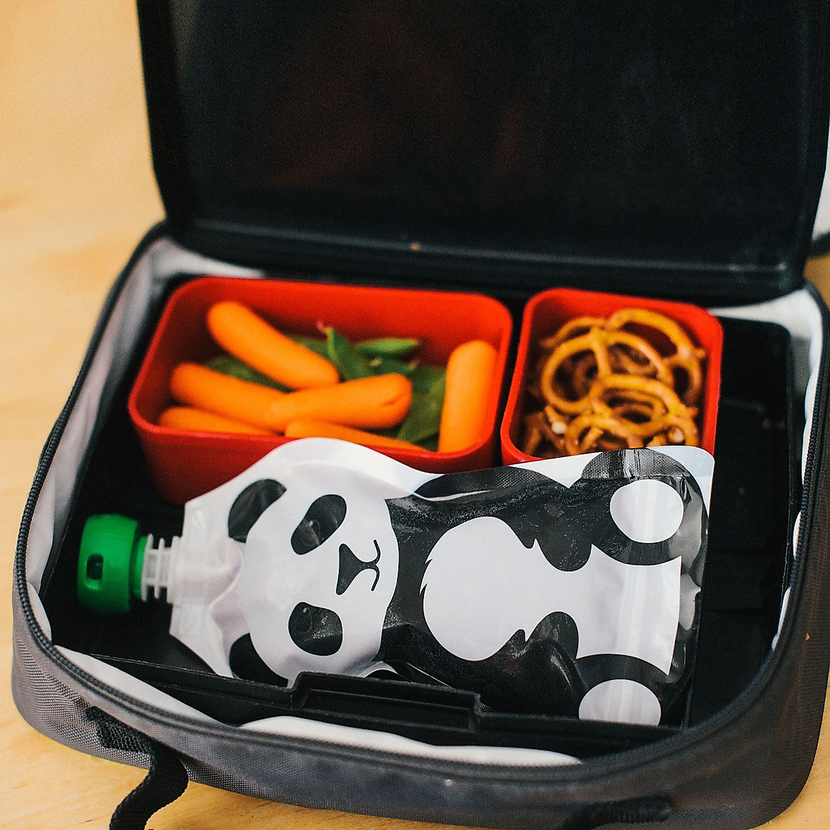 Squooshi Filling Station Baby Food Pouch Maker/Filler + 12 Large 5 oz Pouches for semi-Solid Foods