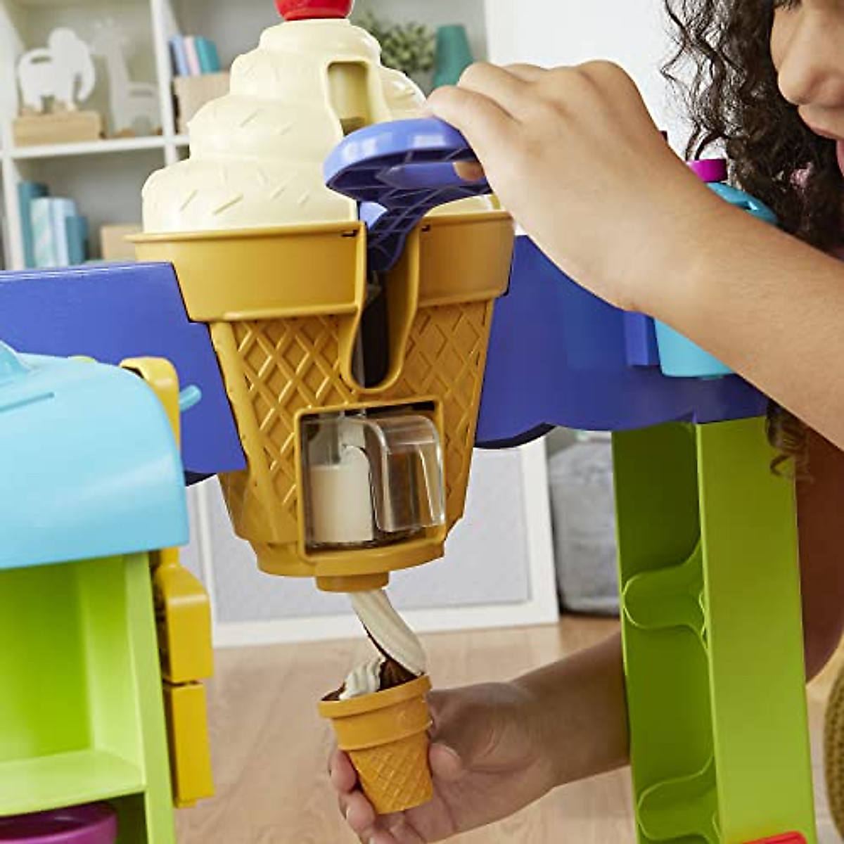 Play-Doh Kitchen Creations Ultimate Ice Cream Truck Toy Playset, Food Truck Toys for Kids, 27 Accessories, 12 Cans, Preschool Toys for 3 Year Old Girls & Boys and Up, Non-Toxic