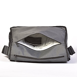 Filberry Messenger DIAPER BAG for DADS & MOMS to share baby care! - Top zipper for easy access - Large - Grey/Black – MEN love it!
