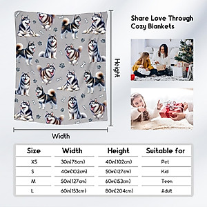 FUZZYFIT Husky Blanket Gifts, Siberian Husky Blanket for Girls Boys, Lightweight Plush Dog Print Throw Blanket, 40x50 Inch Small Blanket for Pet Sofa, Dog Theme Decor Blanket with Dogs on It