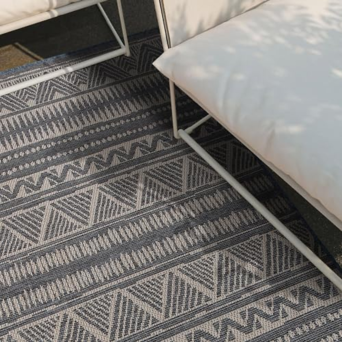 Rugshop Geometric Bohemian Indoor Outdoor Rug – Bohemian Area Rug/Outdoor Rug Deck Rugs, Non-Shedding Balcony Rugs, Boho Patio Rug, 7'10" x 10' Blue