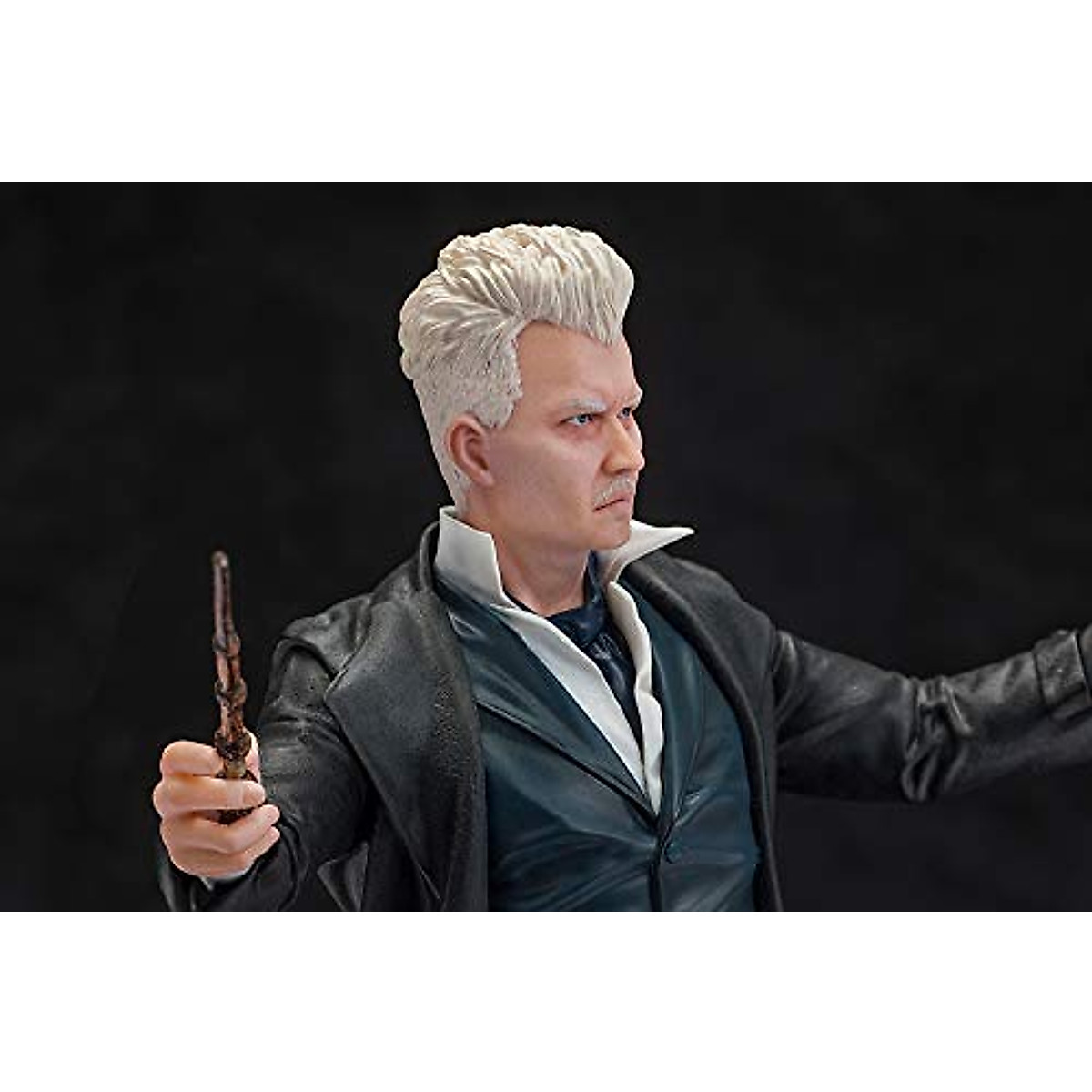 Fantastic Beasts: The Crimes of Grindelwald: Gellert Grindelwald Artfx+ Statue