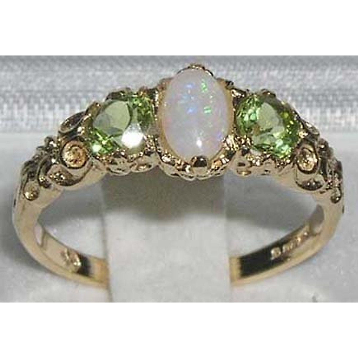 LetsBuyGold 10k Yellow Gold Natural Opal & Peridot Womens Trilogy Ring - Size 4.75