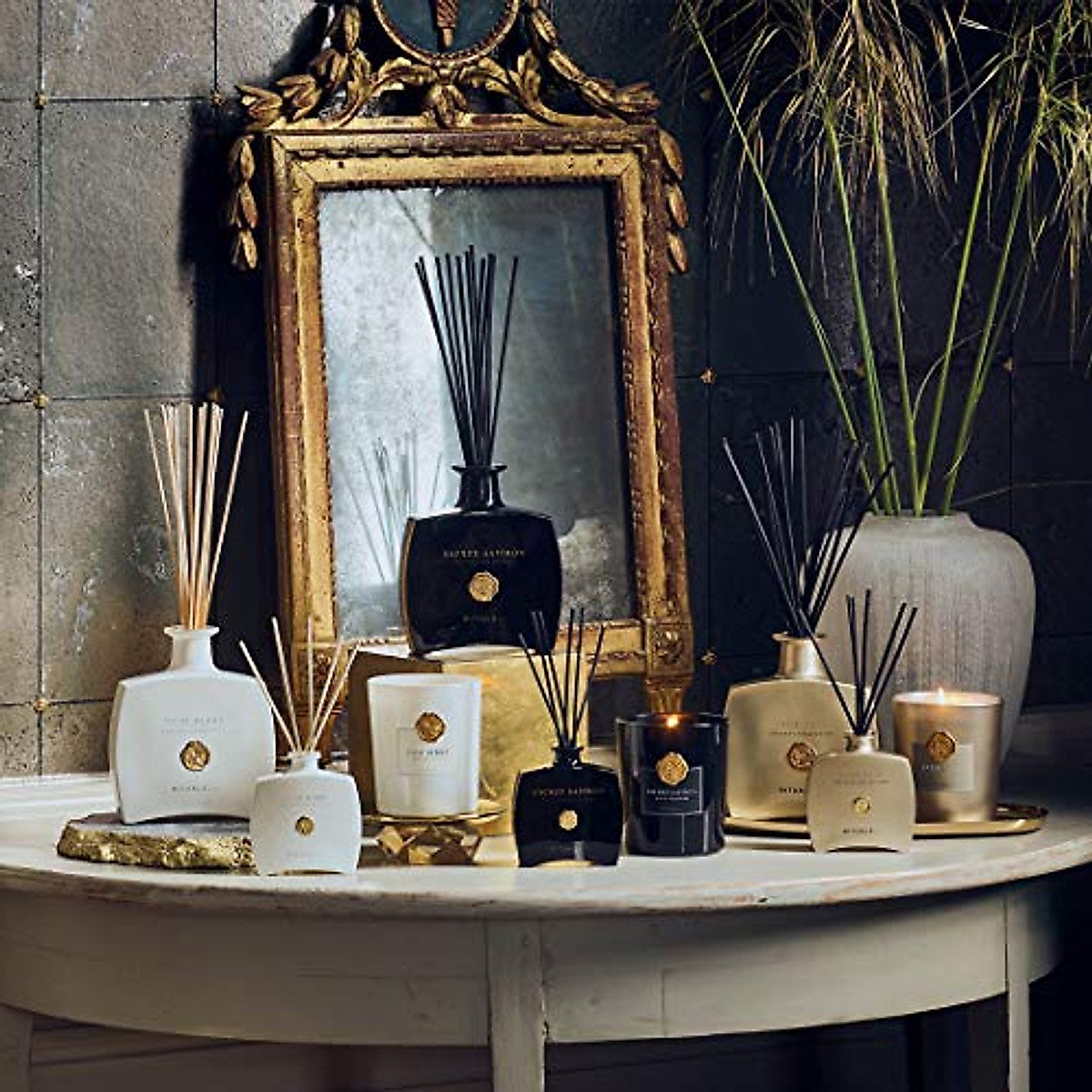 RITUALS Wild Fig Luxury Oil Reed Diffuser Set - Fragrance Sticks with Italian Fig, Chinese Orris, Clove & Sandalwood - 15.2 Fl Oz