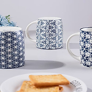 Set of 4 12 oz Coffee Mugs with Blue and White Geometric Patterns, Ceramic Tea Cup Set, Gift for Friends (Set 1)