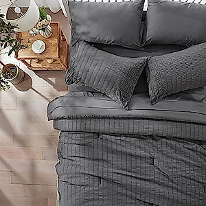 Zzlpp Queen Comforter Set 7 Pieces, Dark Grey Seersucker Bed in a Bag with Comforter and Sheets, All Season Bedding Sets with 1 Comforter, 2 Pillow Shams, 2 Pillowcases, 1 Flat Sheet, 1 Fitted Sheet
