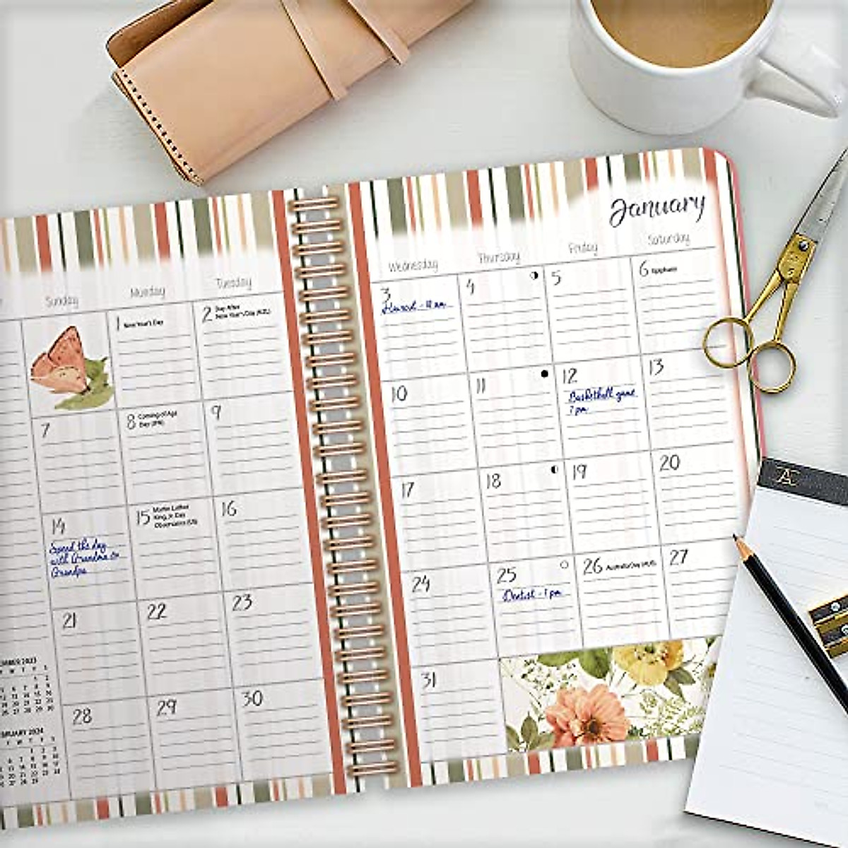 LANG Watercolor Seasons 2024 Spiral Engagement Planner (24991011110)