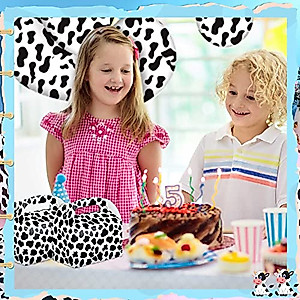 24 Pack Cow Party Favor Treat Boxes Candy Treat Present Boxes Cow Print Gift Bags Farm Goodie Boxes for Birthday Wedding Party Supplies Decoration Baby Shower