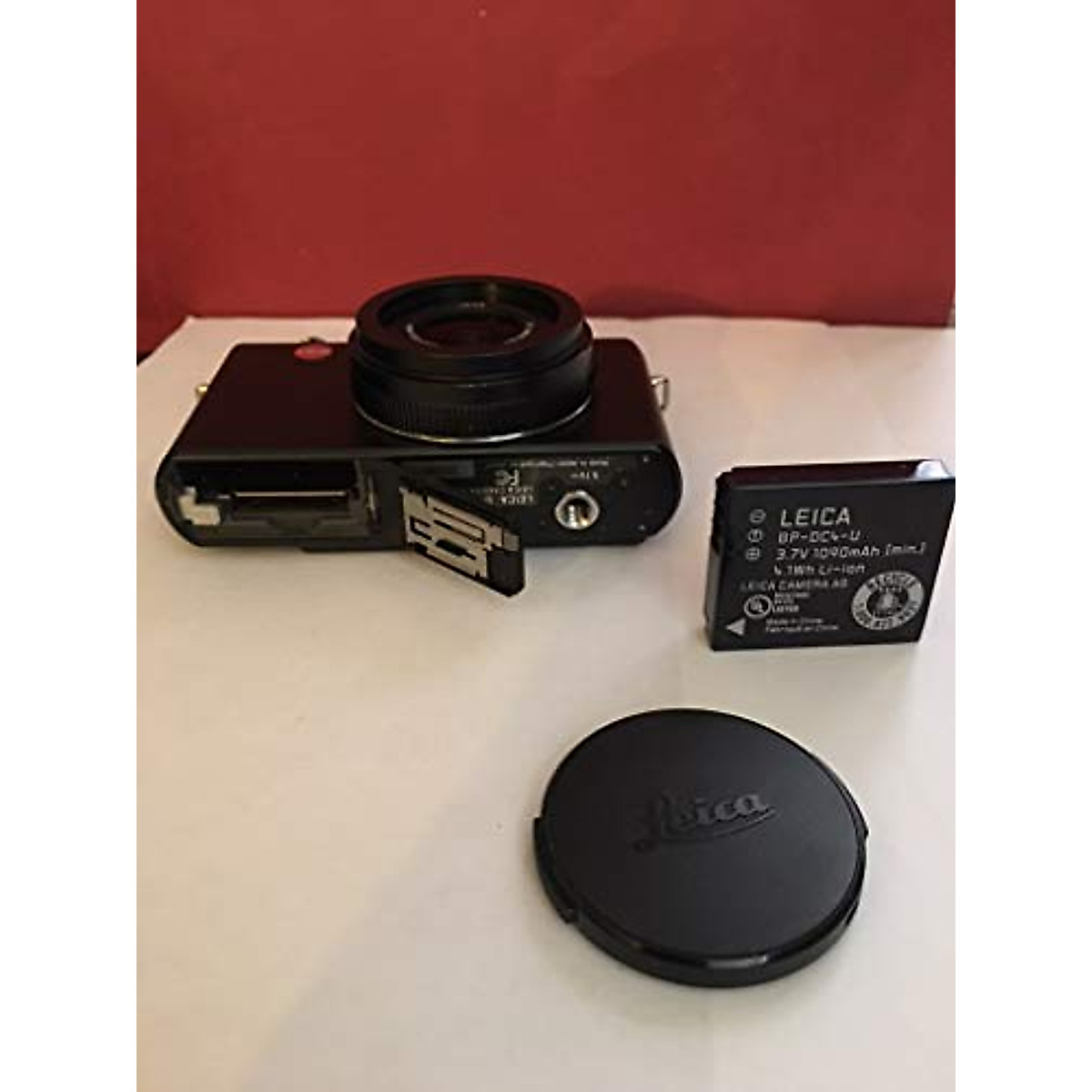 Leica D-Lux 4 Digital Camera (Black) (Discontinued by Manufacturer)