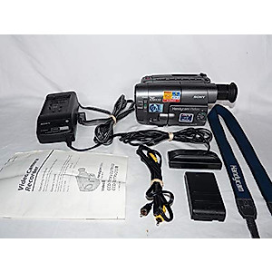 Sony CCD-TRV12 Handycam 8mm 26x Zoom Analog Camcorder 2.5" Color LCD 0.6 Lux