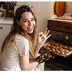 GOKSILIA, Cute Oven Mitts and Pot Holders Sets, Oven Mittens Heat Resistant Set, Oven Mitt Hot Pads for Kitchen, Microwave Oven Gloves with Non-Slip Surface, Farm Animals Oven Mits