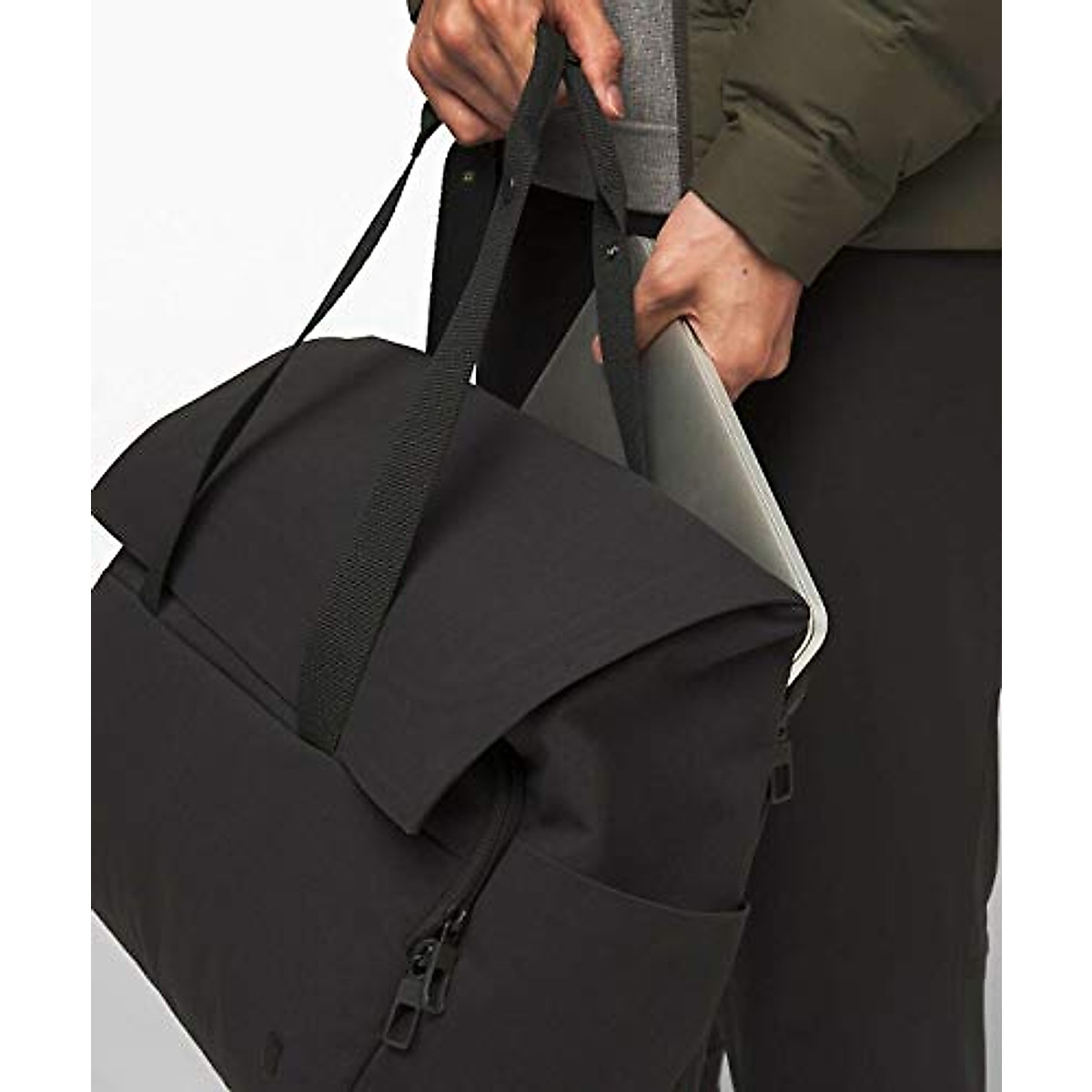 LULULEMON Early Embark Duffel Bag New- Black- Laptop/Workout/Work/Gym/School / 27L