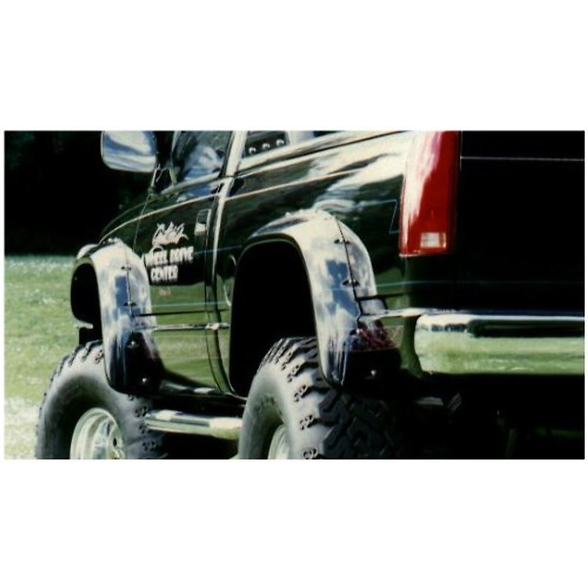 Bushwacker Cutout Pocket/Rivet Style Rear Fender Flares | 2-Piece Set, Black, Smooth Finish | 40010-11 | Fits 1988-1999 Chevrolet C/K 1500, R2500; 1997-1999 Tahoe; 1995-1997 Yukon; 1992-1994 Blazer
