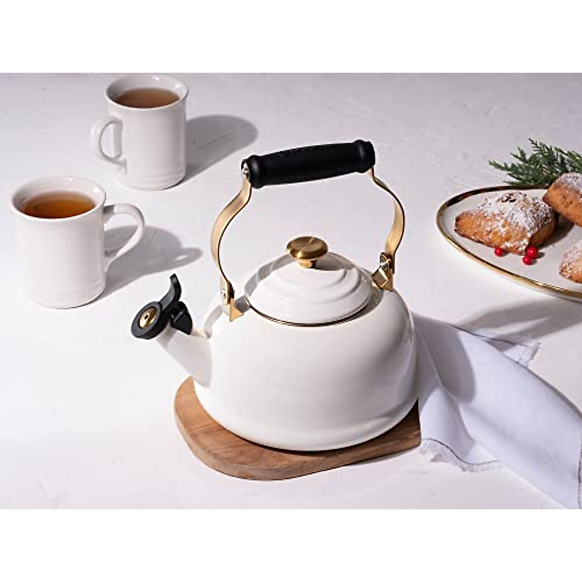 Le Creuset Enamel on Steel Whistling Kettle with Gold Finishes, 1.7 qt., White
