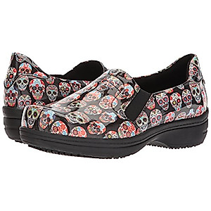 Easy Works Women's Bind Health Care Professional Shoe, Skull Patent, 6 B(M) US