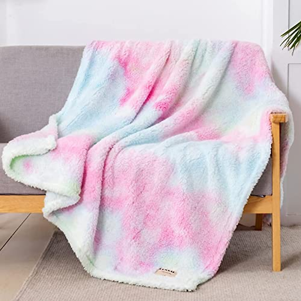NEWCOSPLAY Sherpa Fleece Throw Blanket Plush Fluffy Cozy Lightweight Blanket for Bed Sofa Couch Travel (Tie dye Rainbow, Twin(60"x80"))