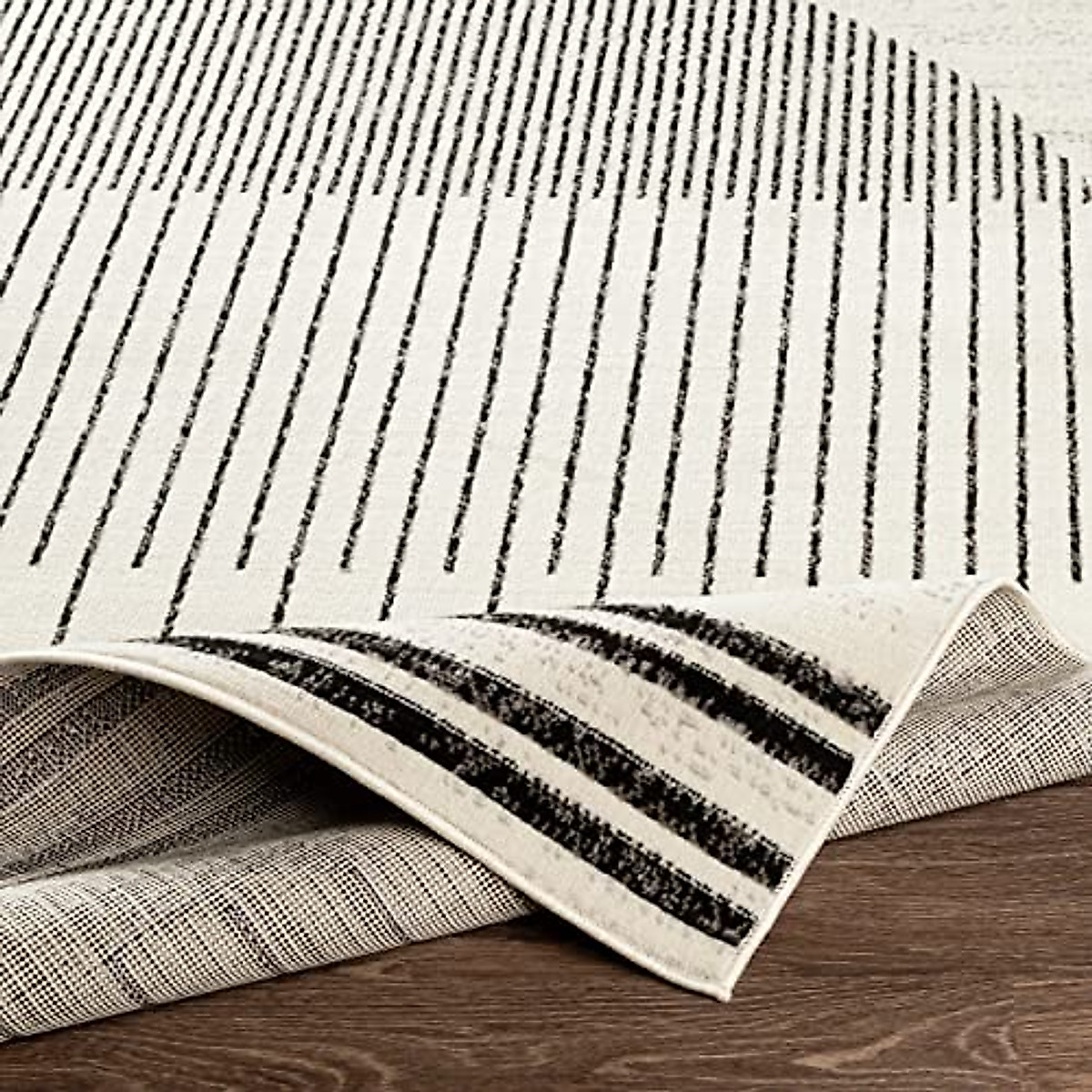 Artistic Weavers Penrod Modern Geometric Area Rug,5' x 7',Black/Ivory