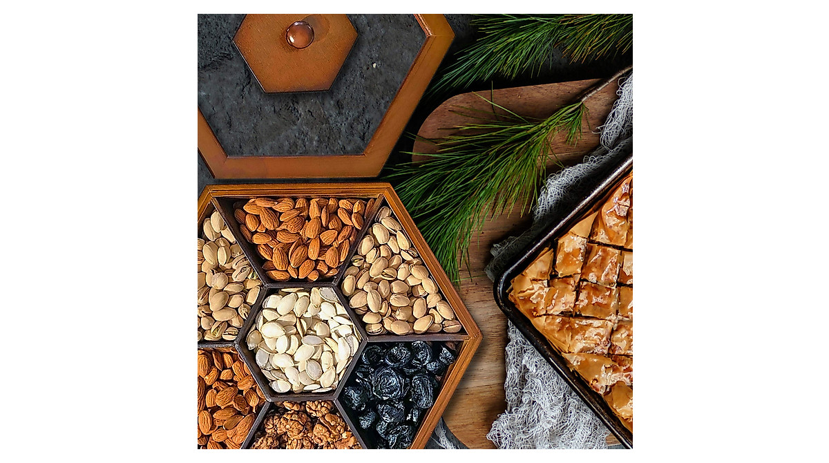 Stylish Sectional Tray for Nuts & Snacks with Glass Lid