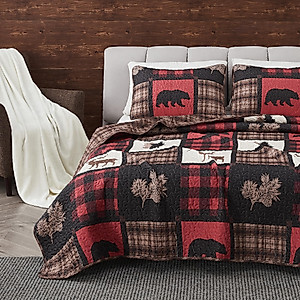 Great Bay Home Lodge Bedspread King Size Quilt with 2 Shams. Cabin 3-Piece Reversible All Season Quilt Set. Rustic Quilt Coverlet Bed Set. Stonehurst Collection. (Red/Black)