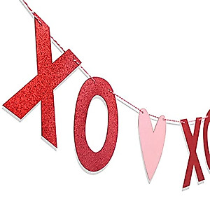XOXO Banner For Valentine's Day - Glitter Red And Pink Party Decor XOXO Banner, Hugs & Kisses Valentine Decorations，Valentine's Day Decor, Wedding Engagement Bridal Shower Party Supplies Decorations For Home