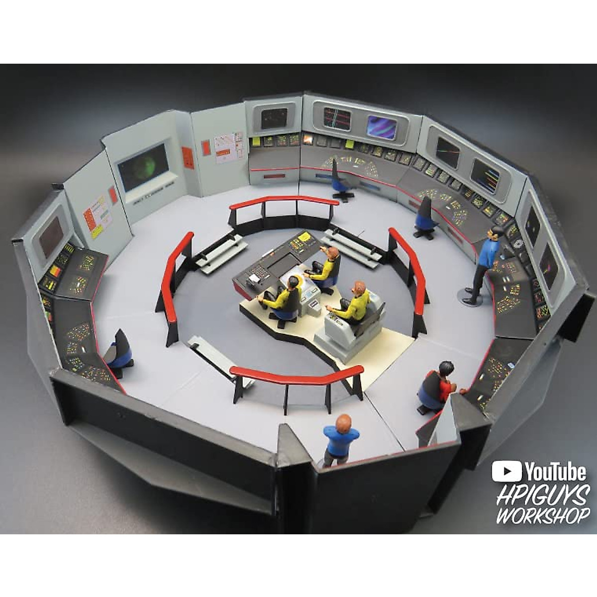 Star Trek U.S.S. Enterprise Bridge 1:32 Scale Model Kit by AMT