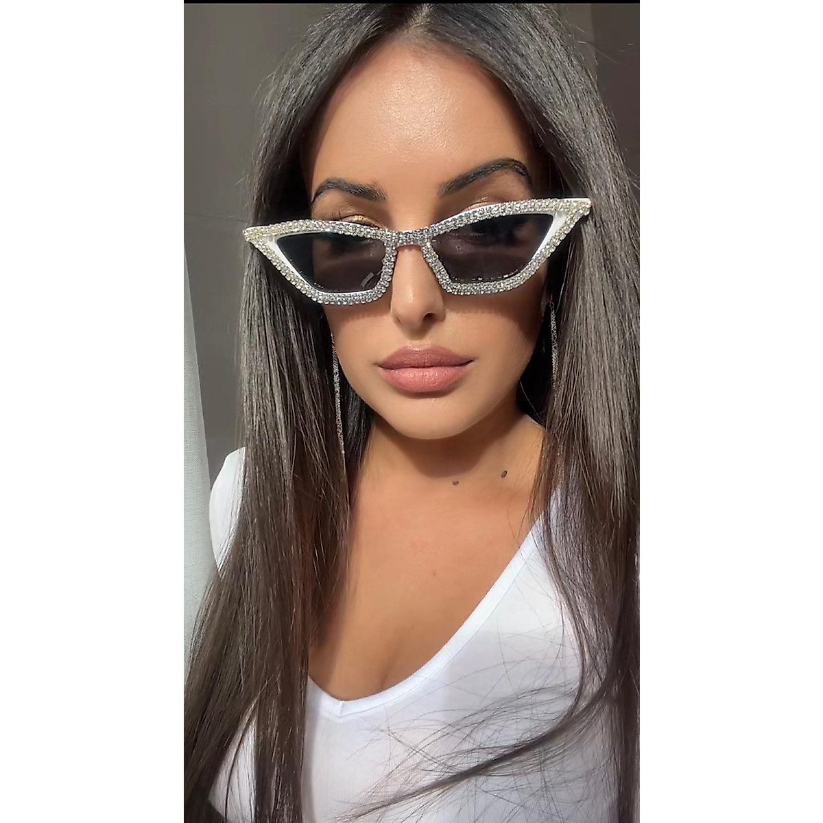 FEISEDY Small Cat Eye Sunglasses for Women Vintage Square Sparkling Crystal Trendy Retro Cateye Sunglasses B2317