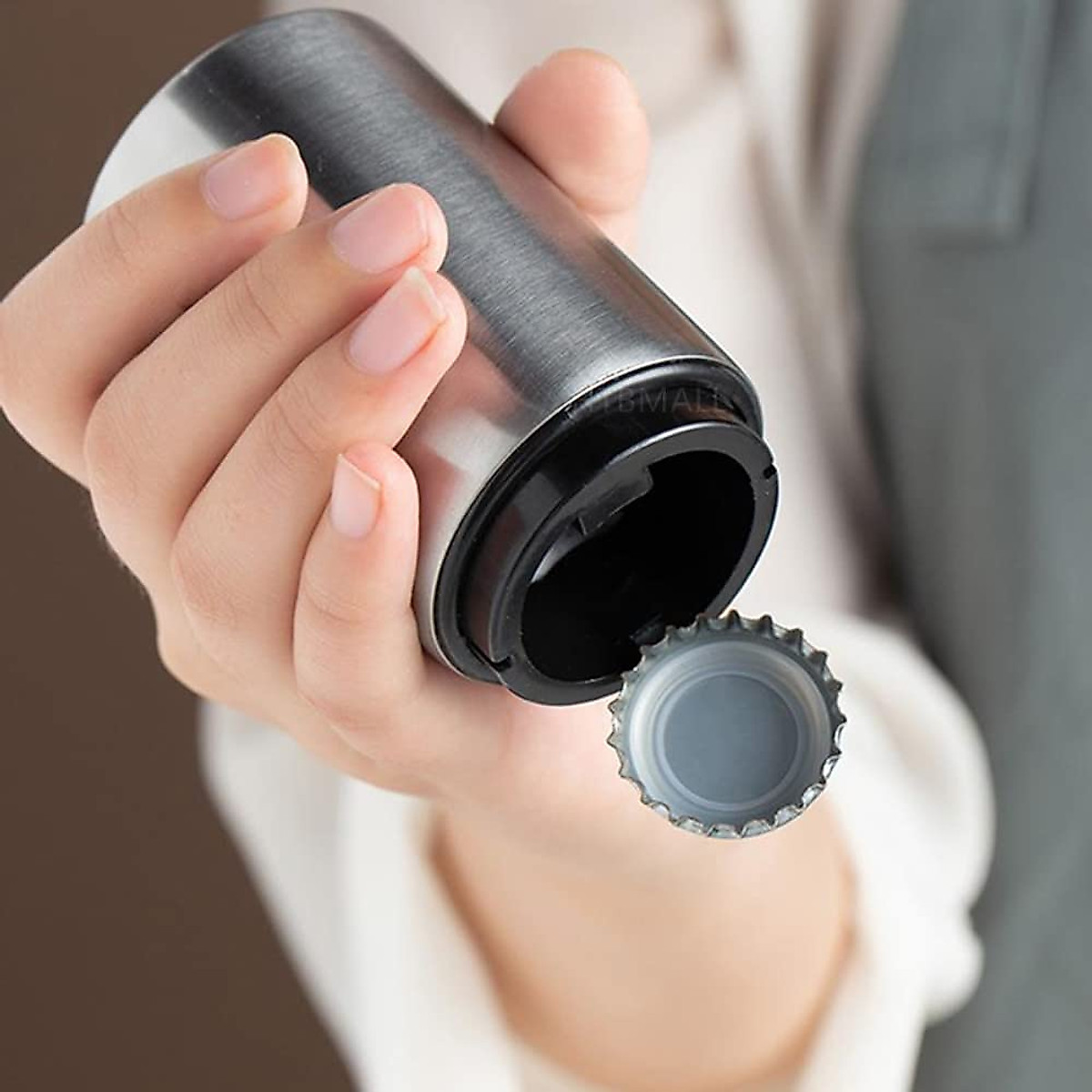 Beer Bottle Opener, Magnetic Automatic Stainless Steel Push Down Opener, No Cap Can Escape, Quick Open Cap for Kitchen Home Bar Restaurant Household Utensils