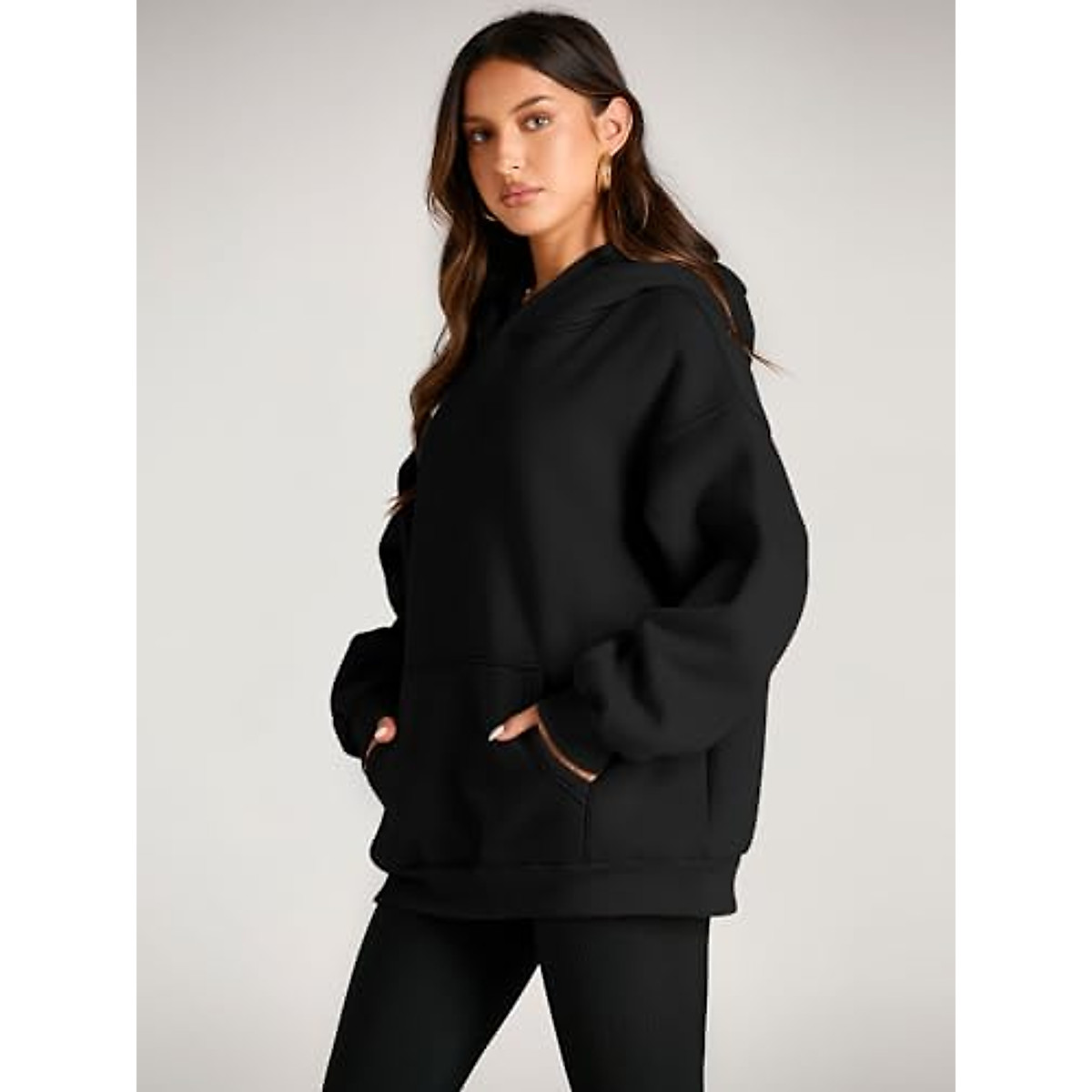 EFAN Womens Crewneck Oversized Sweatshirts Pullover Hoodies Long Sleeve Fleece Sweaters With Pockets Fall Fashion Winter Outfits Y2k Clothes 2023 Teen Girls Clothing Black