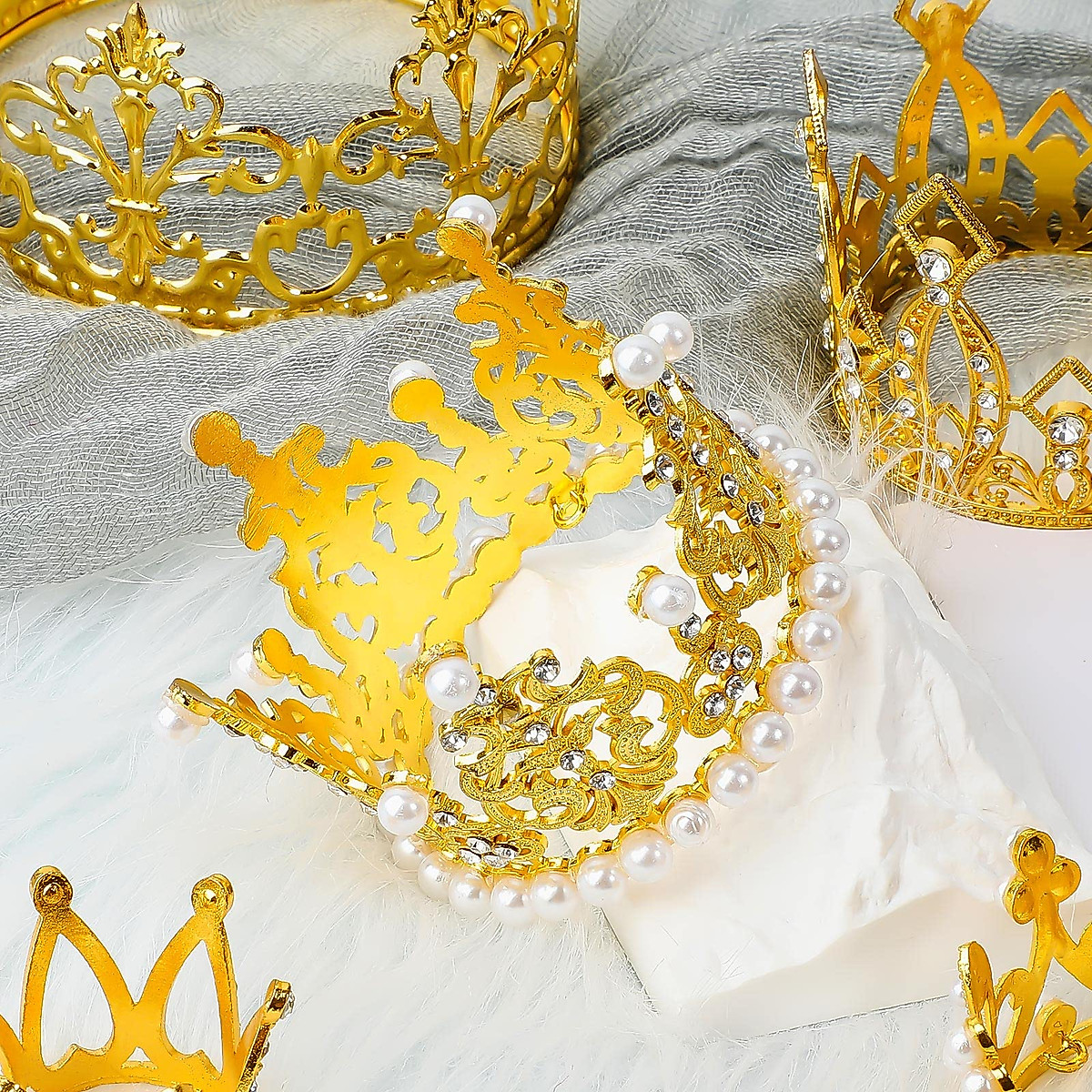 10 Pieces Crown Cake Topper Birthday Mini Crown Pearl Crystal Tiara Vintage Small Crowns Metal Crown Decorations for Wedding Birthday Baby Shower Party, 5 Styles(Gold)