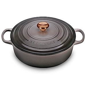 Le Creuset Signature 6.75-quart Round Wide Oven with Copper Knob - Enameled Cast Iron (Oyster)