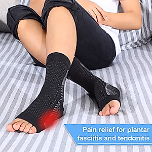 Plantar Fasciitis Support Brace, Night Splint and Compression Socks Kit Orthotics Drop Foot Brace Day and Night with Stretching Straps for Pain Relief