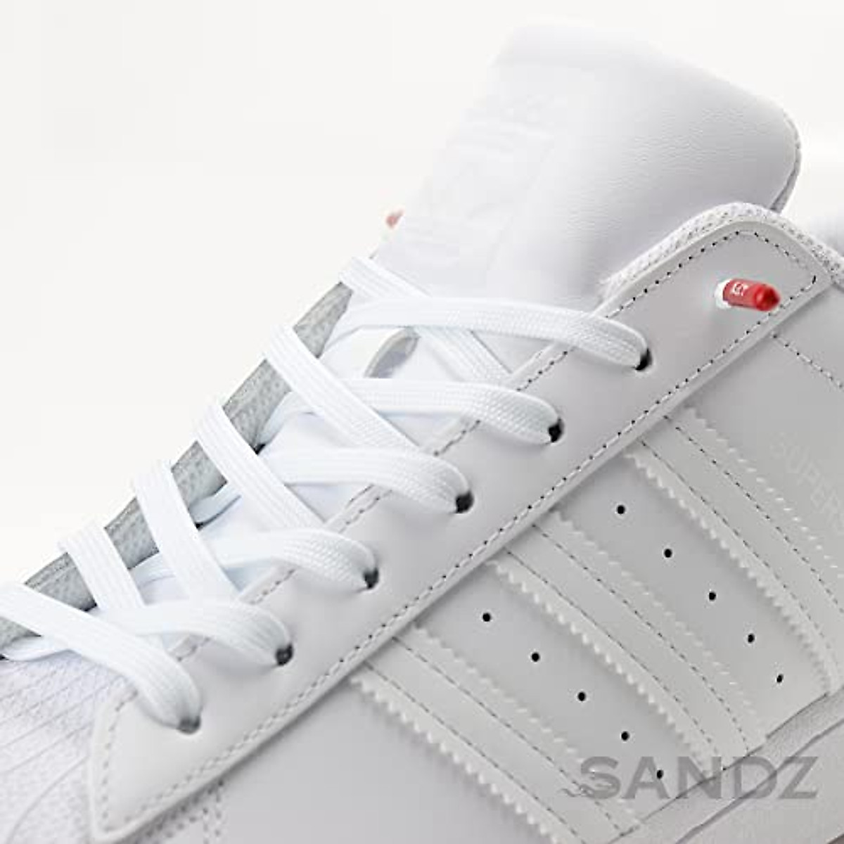 Kappa Alpha Psi shoelaces with KAΨ embossed aglets (White)